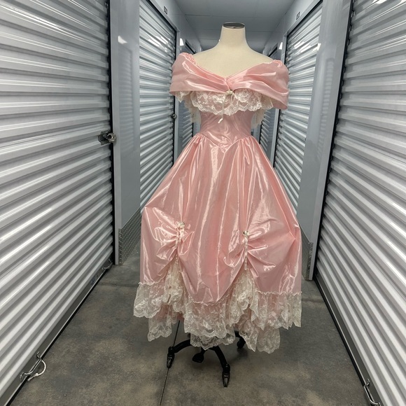 Zum Zum by Niki Livas | Dresses | Zum Zum By Niki Livas Pink Prom Dress ...